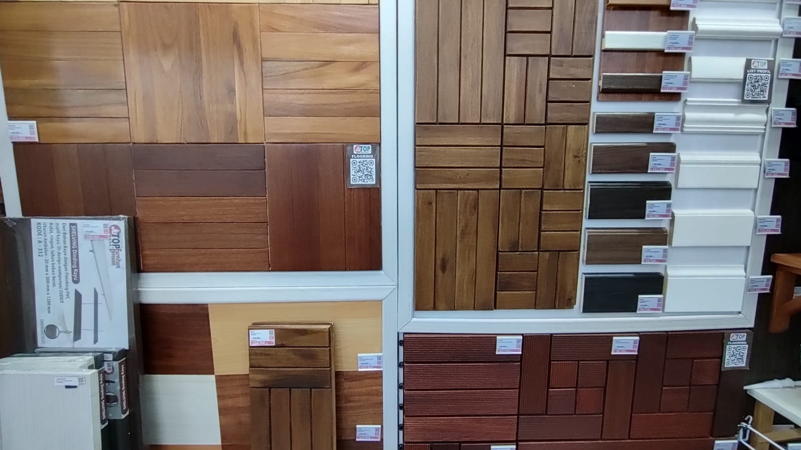 Decking Tile Rumah Modern di Trans Home | Trans Home - Supermarket ...